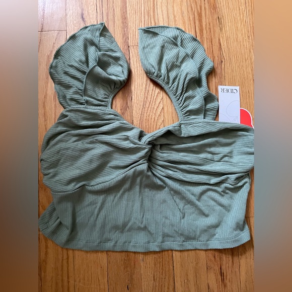Cider | Tops | New Green Cider Cropped Top | Poshmark